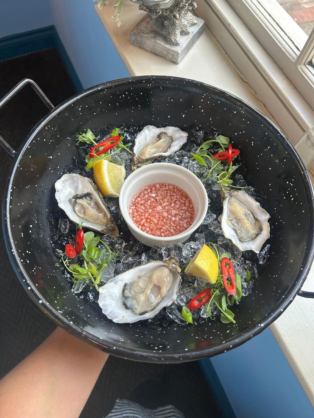 Three Mariners pub in Oare | Dining